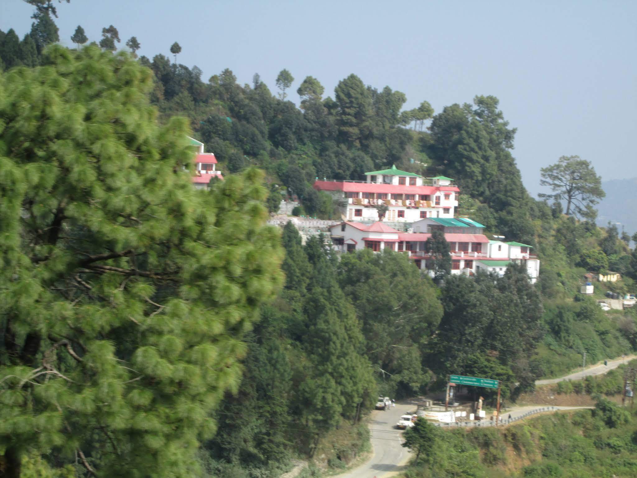 Delhi to Lansdowne Cabs & Taxi Service | Joshi Cabs